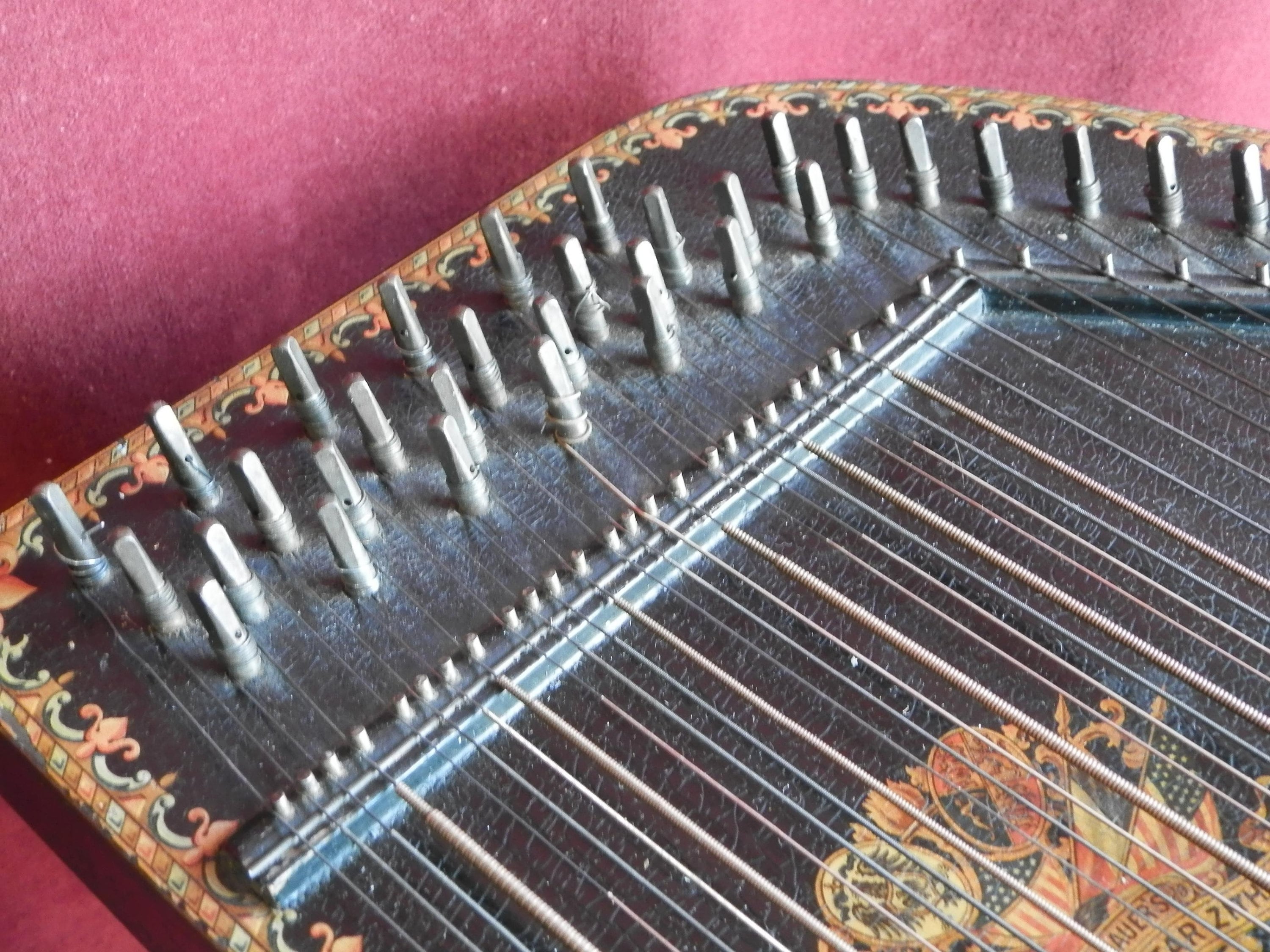 Oscar Schmidt 6 Chord Guitar Zither