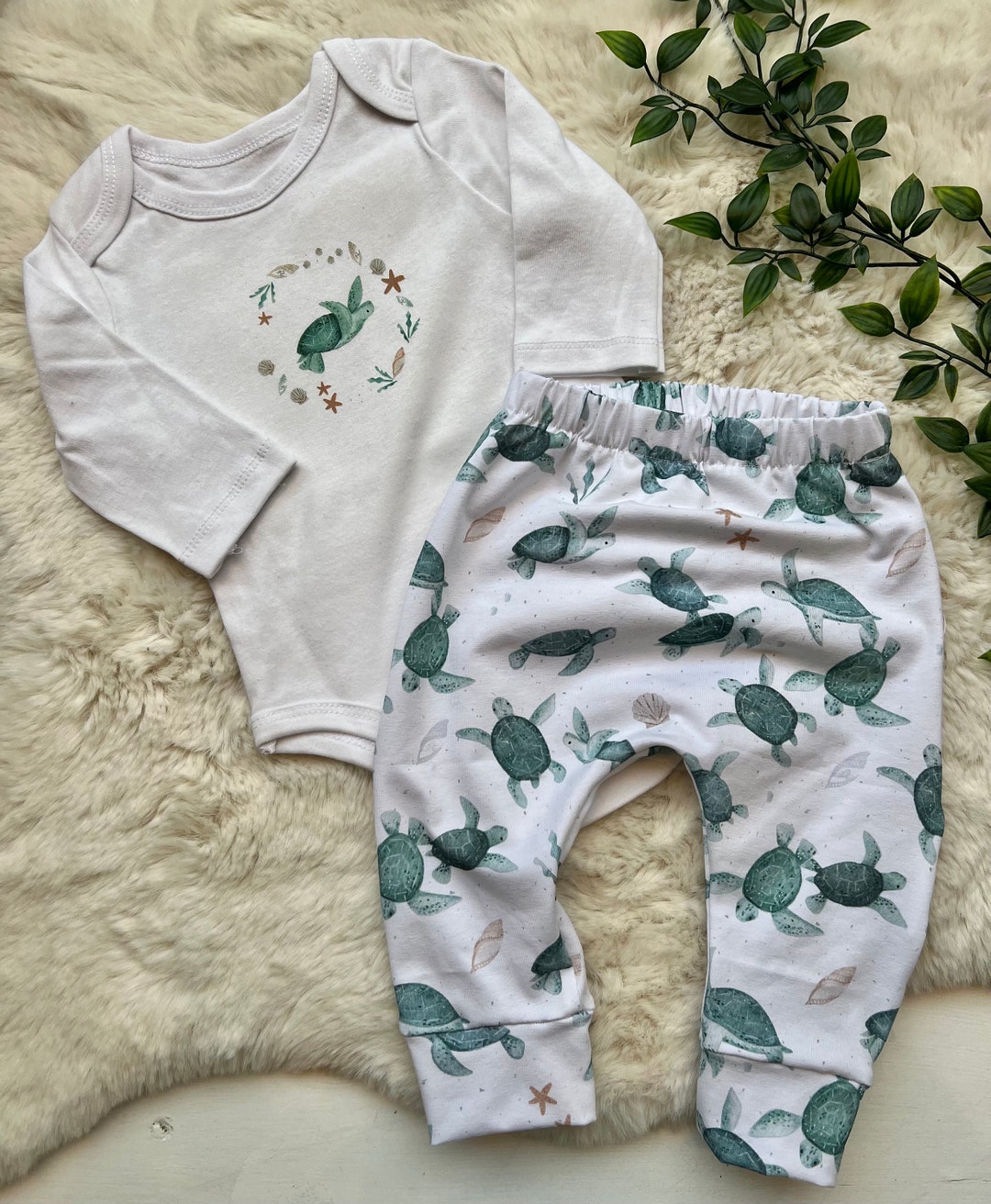 Turtle Vest and Leggings Set - Etsy