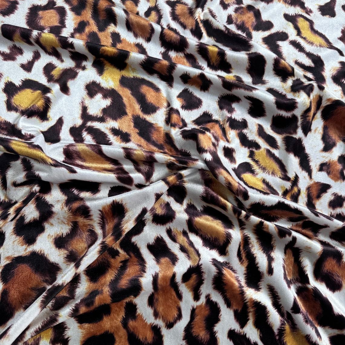 FS1264 Leopard Skin Wildlife Print on High Quality Dress Making Jersey ...