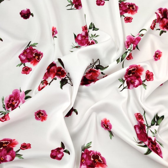 FS499_2 White Floral Flower Print High on Quality Dress Making | Etsy UK