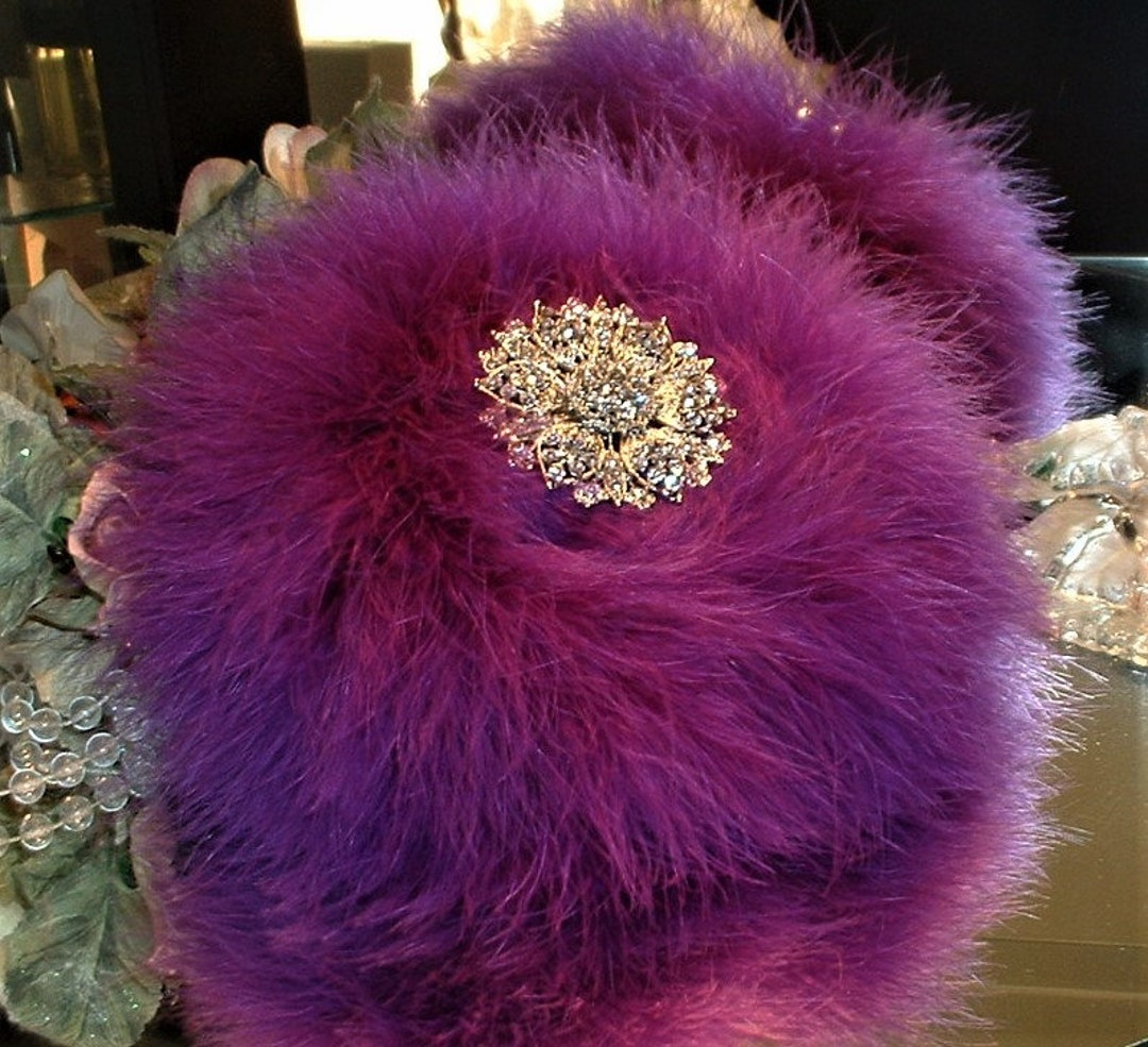 Powder Puff ~ Body Dusting Powder Puff ~ Ivory Fur Puff With Magenta ...