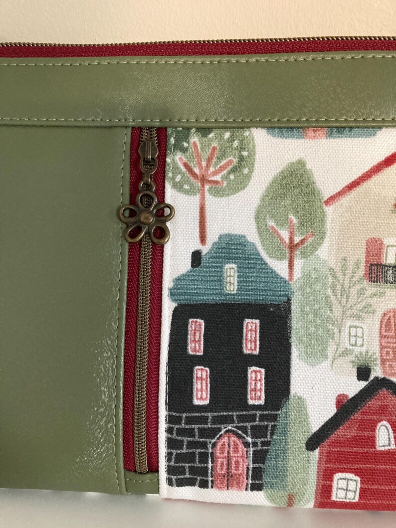 Zippy Clutch Purse -neighborhood Houses Design - Etsy