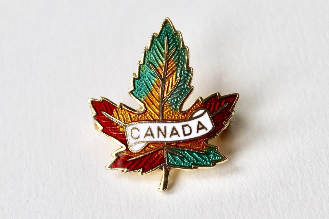 Vintage Canadian Maple Leaf Enamel Brooch. Enamel Gold Tone - Etsy