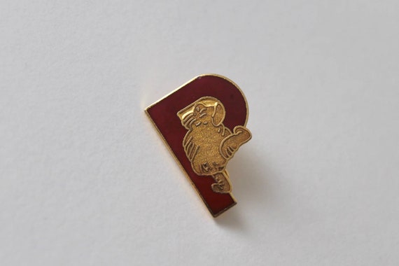 Vintage Disney Winnie the Pooh enamel red letter P pi… - Gem