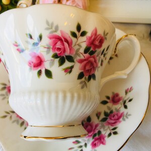 Royal Albert Pink Roses "mother" Teacup and Saucer Scattered Roses and ...
