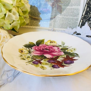 Elizabethan Flowers of the Season Large Pink Rose and Floral Teacup and ...