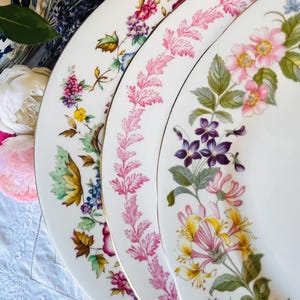 Pink Floral Mixed Set of 3 Dinner Plates, Aynsley, Paragon and ...
