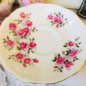 Royal Albert Pink Roses "mother" Teacup and Saucer Scattered Roses and ...