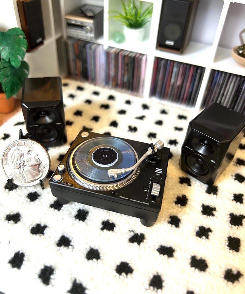 Miniature Vinyl Record Player Turntable Figure - Dollhouse Miniature ...