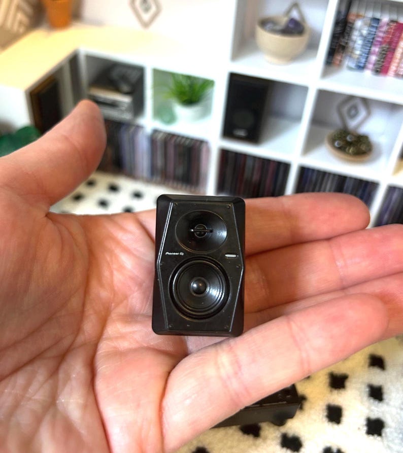 Miniature Vinyl Record Player Turntable Figure - Dollhouse Miniature ...