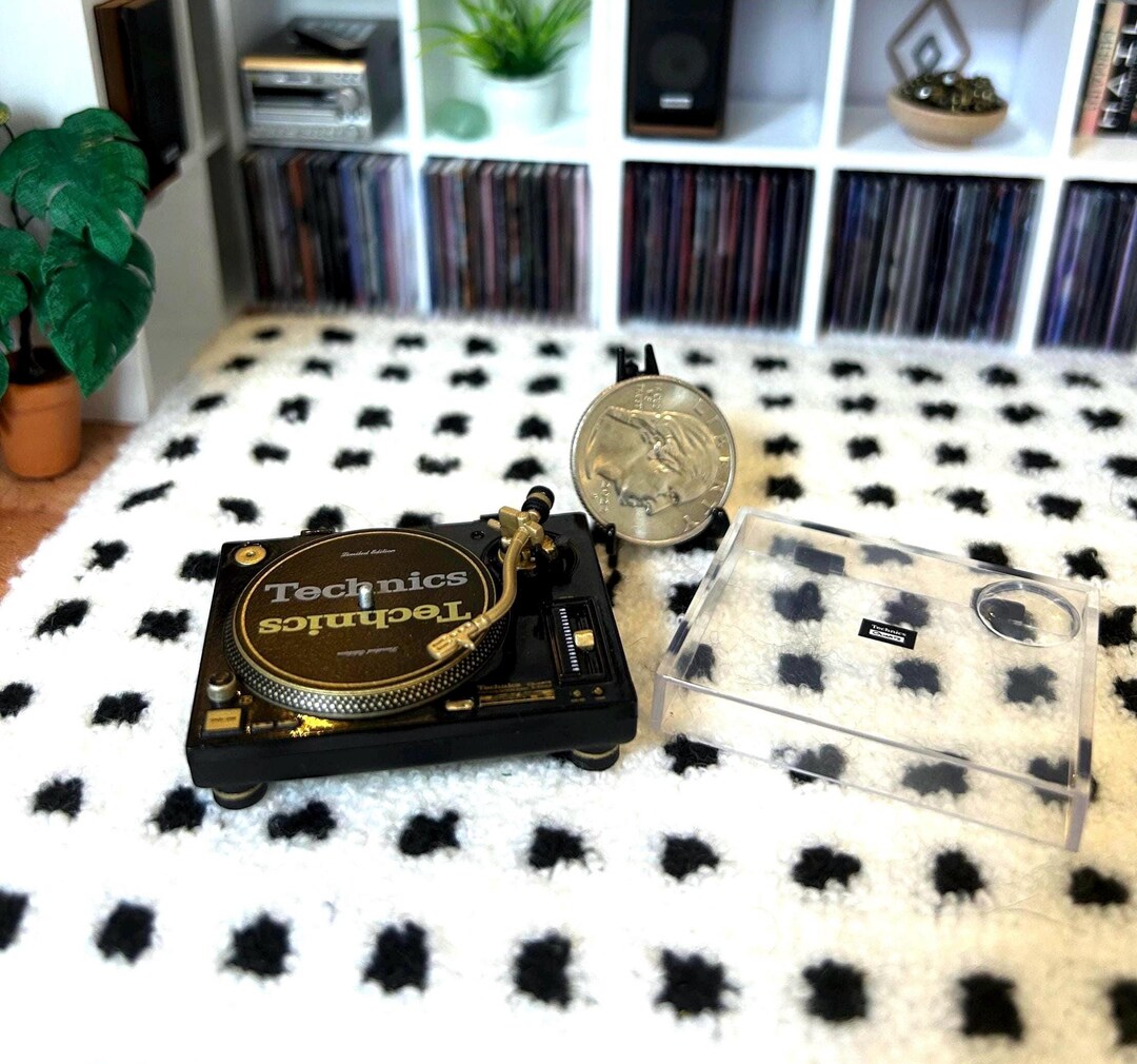 Miniature Vinyl Record Player Technics Turntable Figure - Dollhouse ...