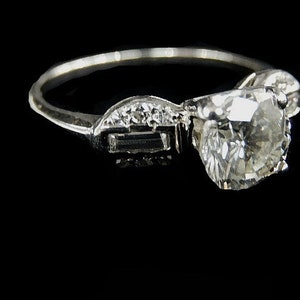 DIAMOND ENGAGEMENT RING 7917B482X - Etsy