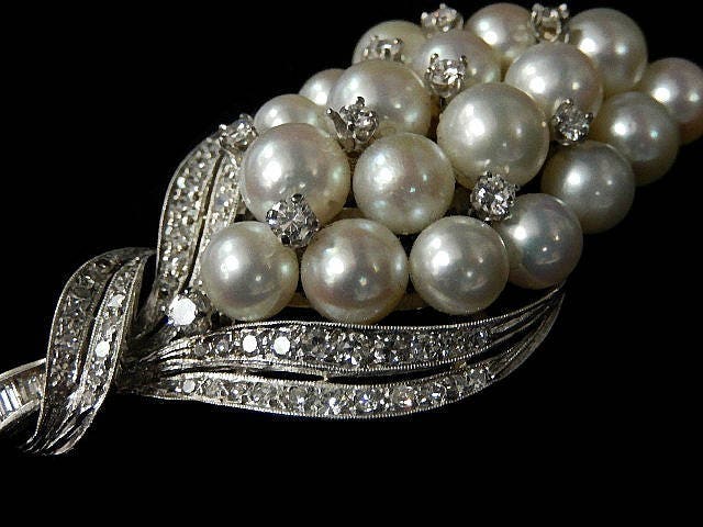 DIAMOND PEARL PIN 4996TT142 - Etsy