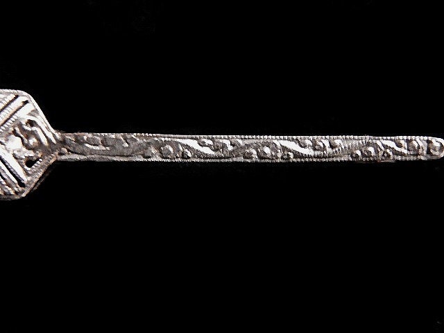 PLATINUM DIAMOND PIN - 2537ja4234 - Etsy