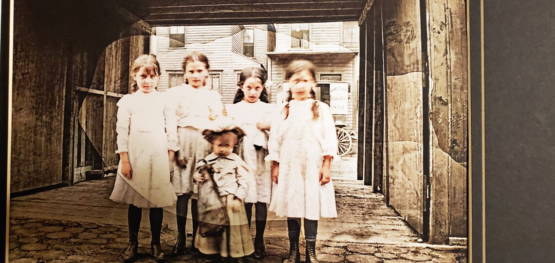 Victorian Poor Children Little Girls Poor and Unkempt Creepy Distorted ...