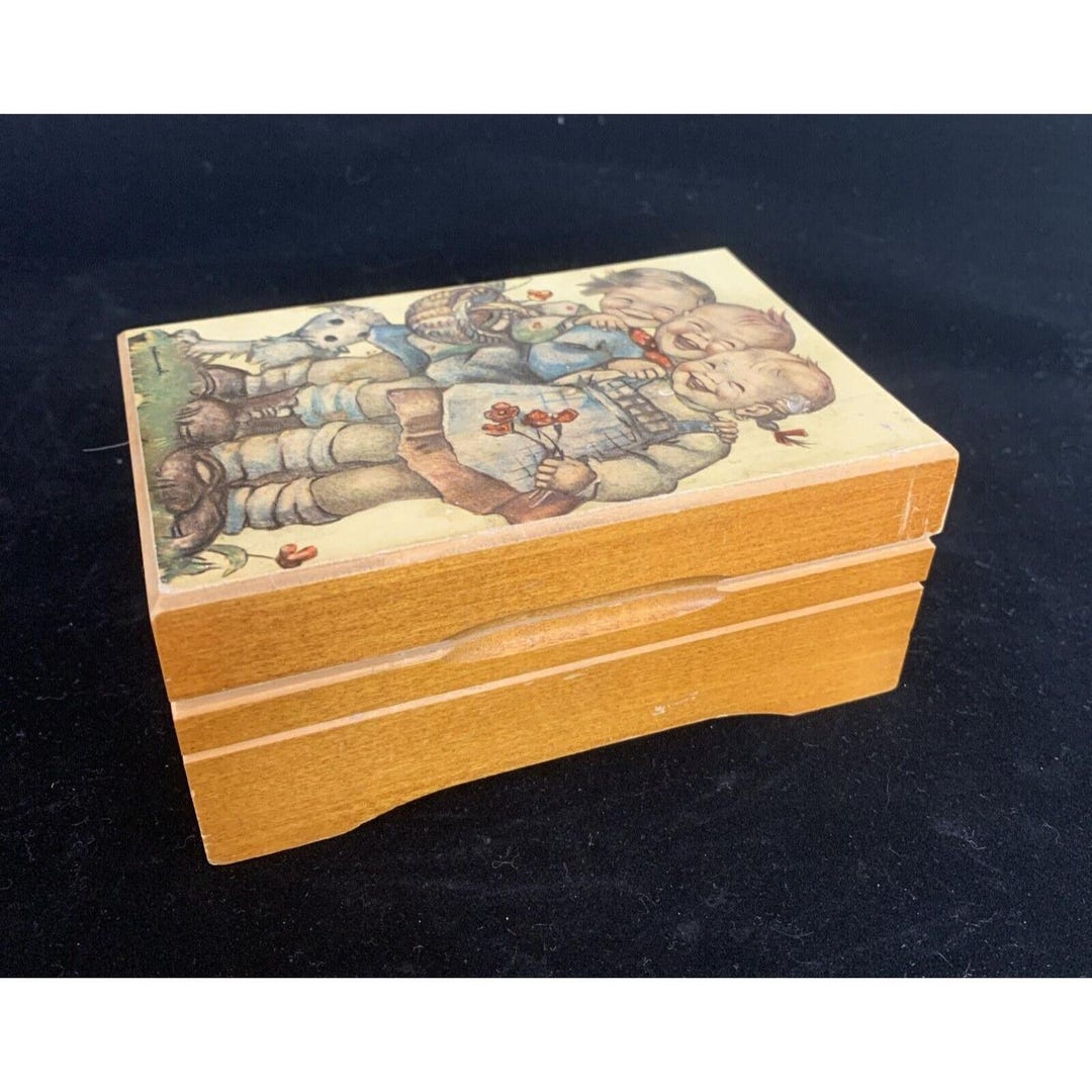 Swiss Cuendet Music Box Wooden Plays Laura's Theme Dr Zhivago Hummel ...