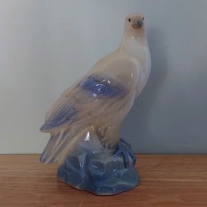 Vintage Hawk Bird Figurine Ceramic Bird of Pray Figure Bird Ornament ...
