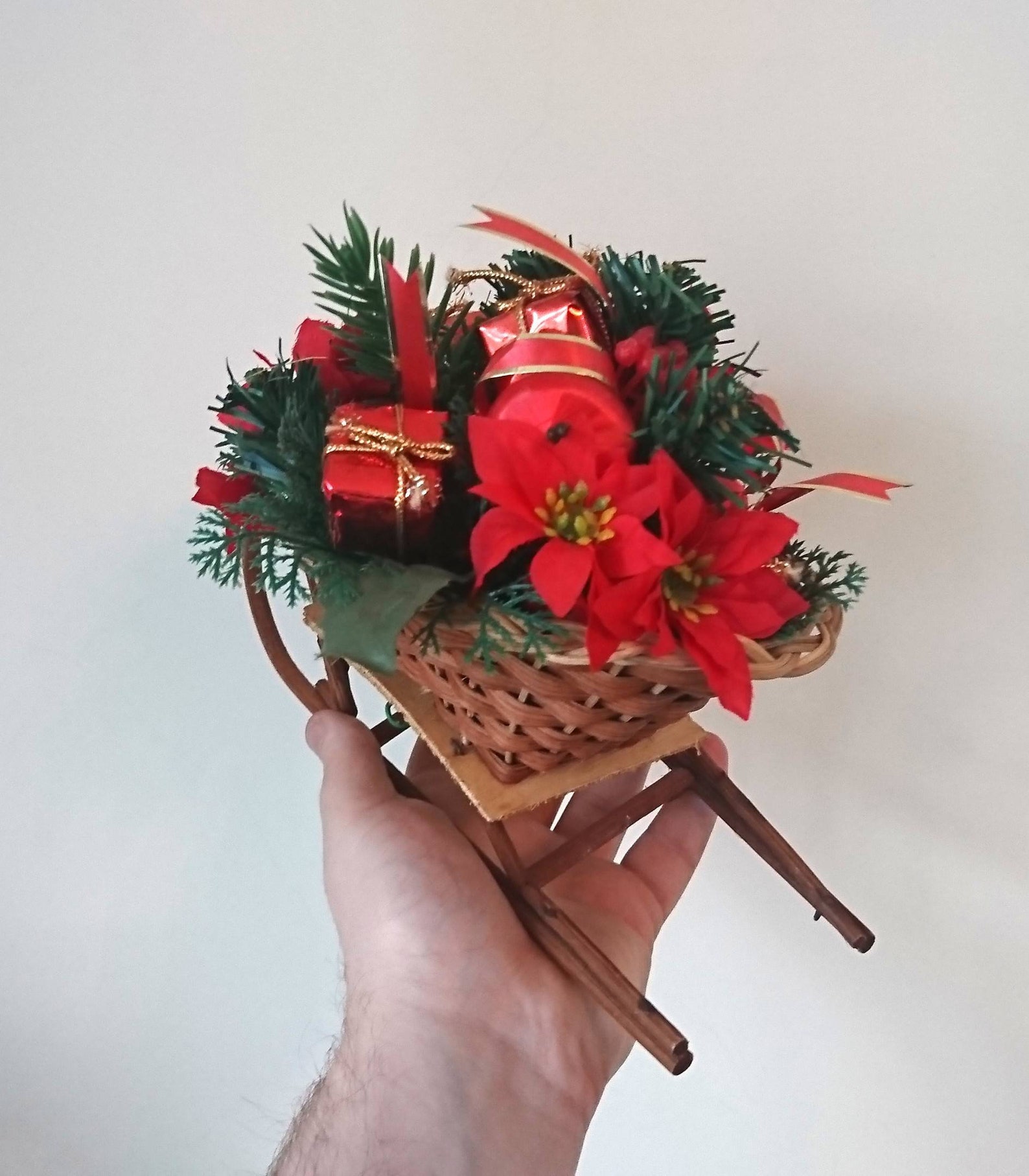 Vintage Floral Christmas Wicker Slay Decoration Xmas Decor Winter Holy ...