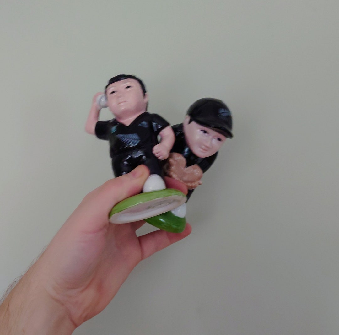 Vintage Salt and Pepper Shaker Sports Soccer Player CC HP - Etsy