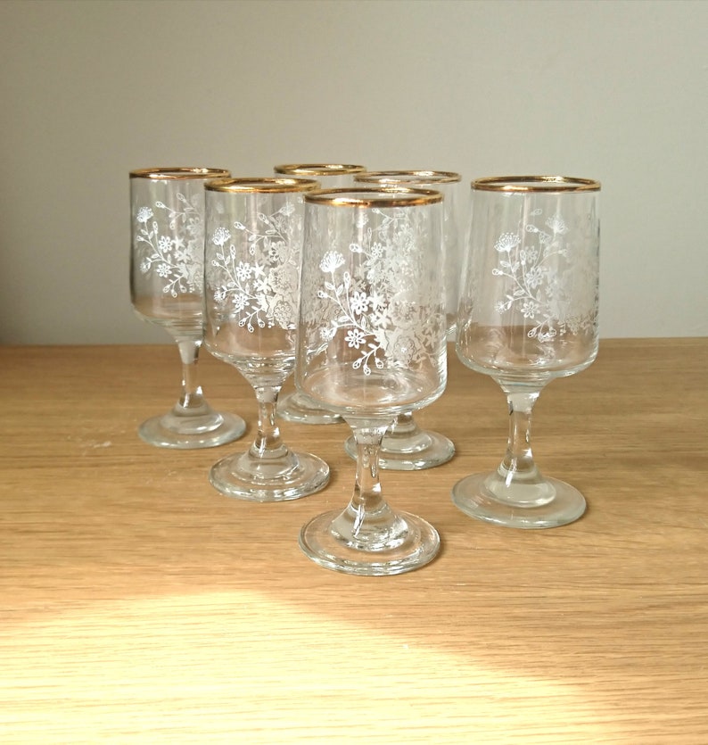 Vintage Sherry Glasses Gold Gilt White Floral Leaf Pattern Etsy