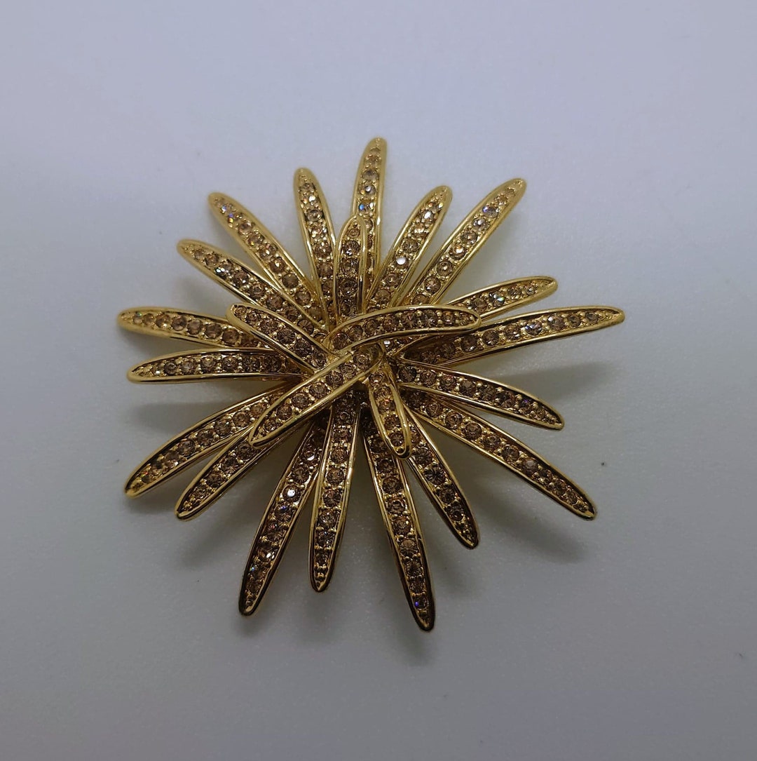 Vintage Gold Floral Brooch Pin Leaf Starburst Costume Jewellery Jewelry ...