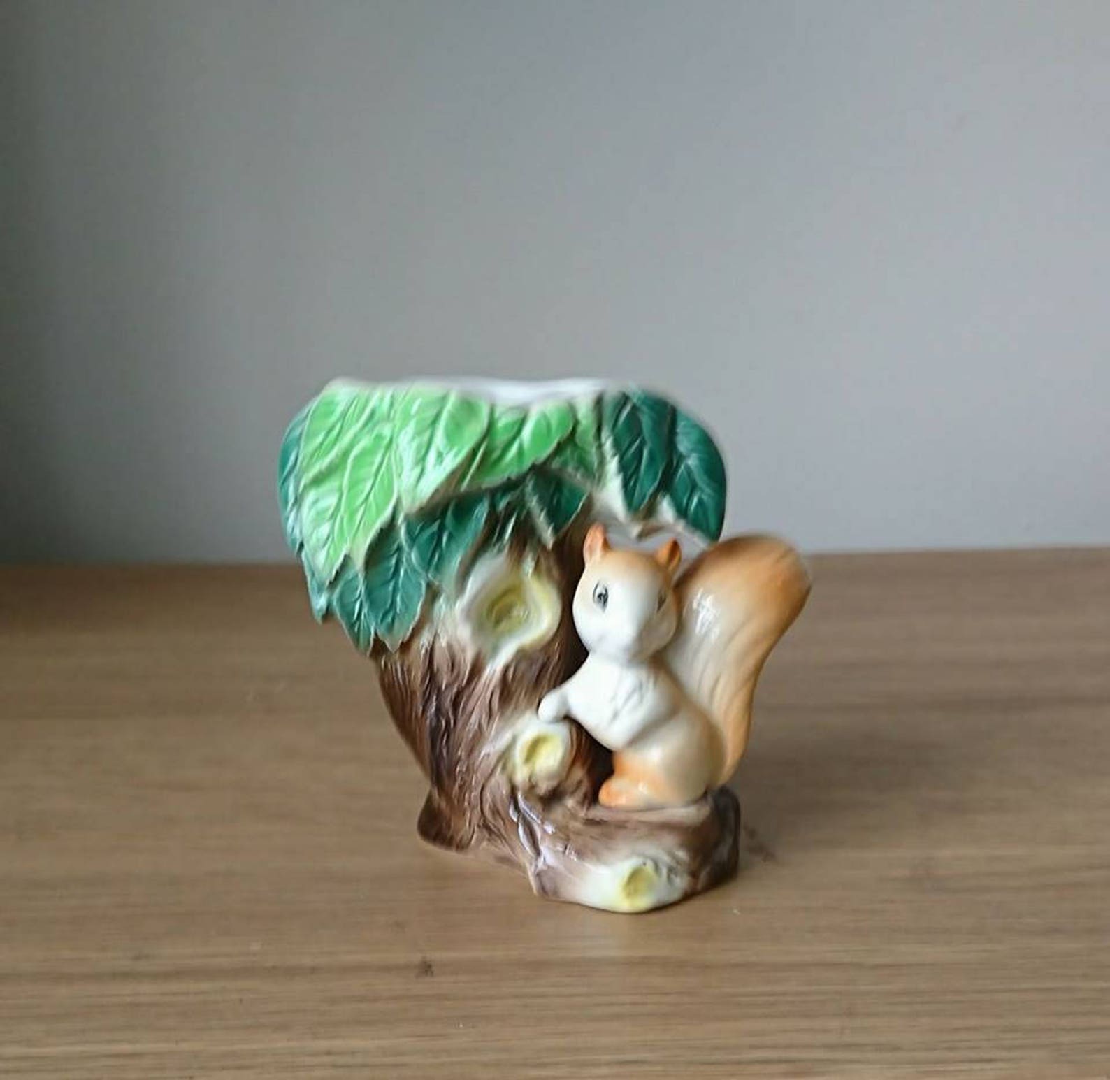 Vintage Vase Squirrel by a Tree Posy Vase Pair X 2 Hornsea Fauna Royal ...