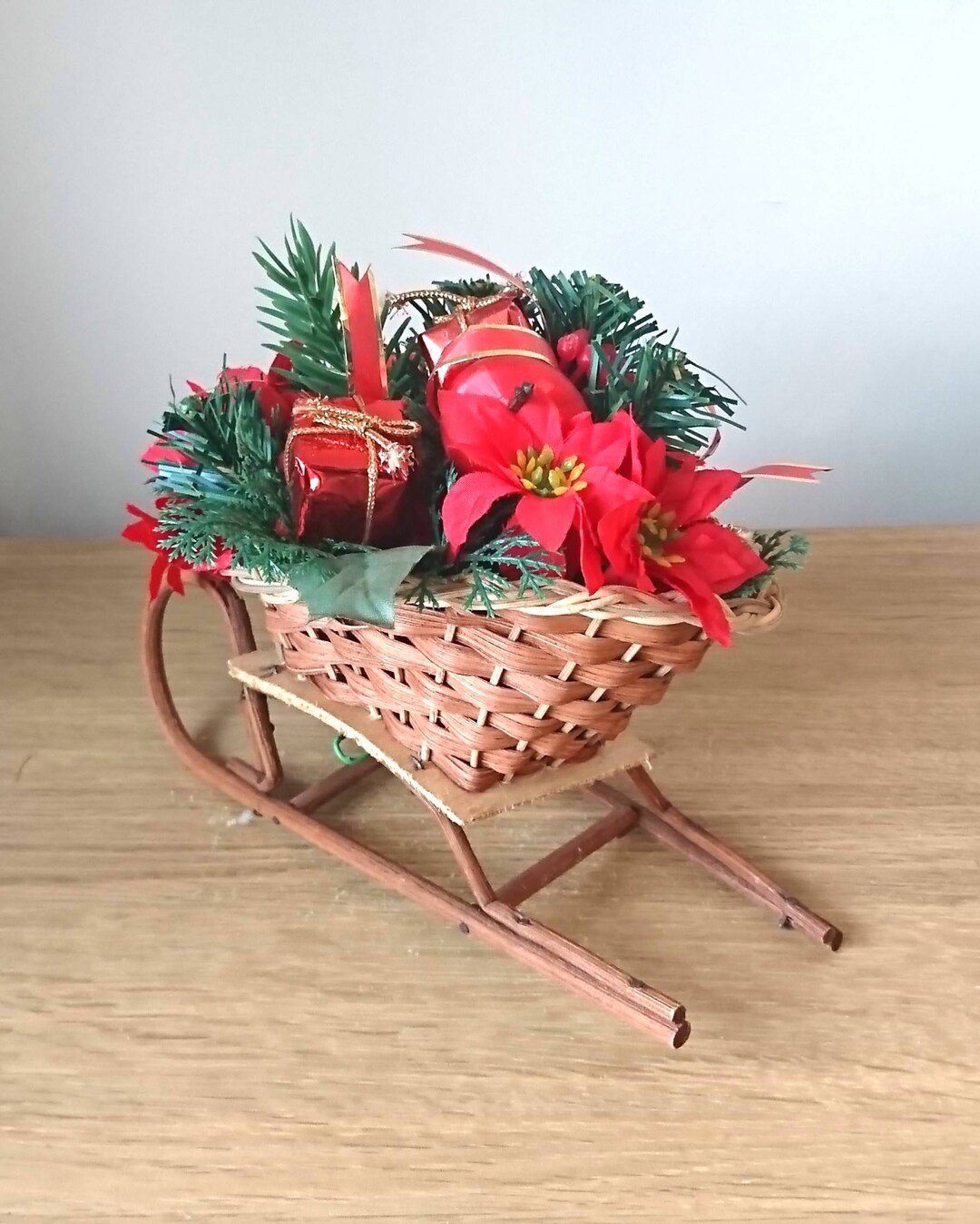 Vintage Floral Christmas Wicker Slay Decoration Xmas Decor Winter Holy ...