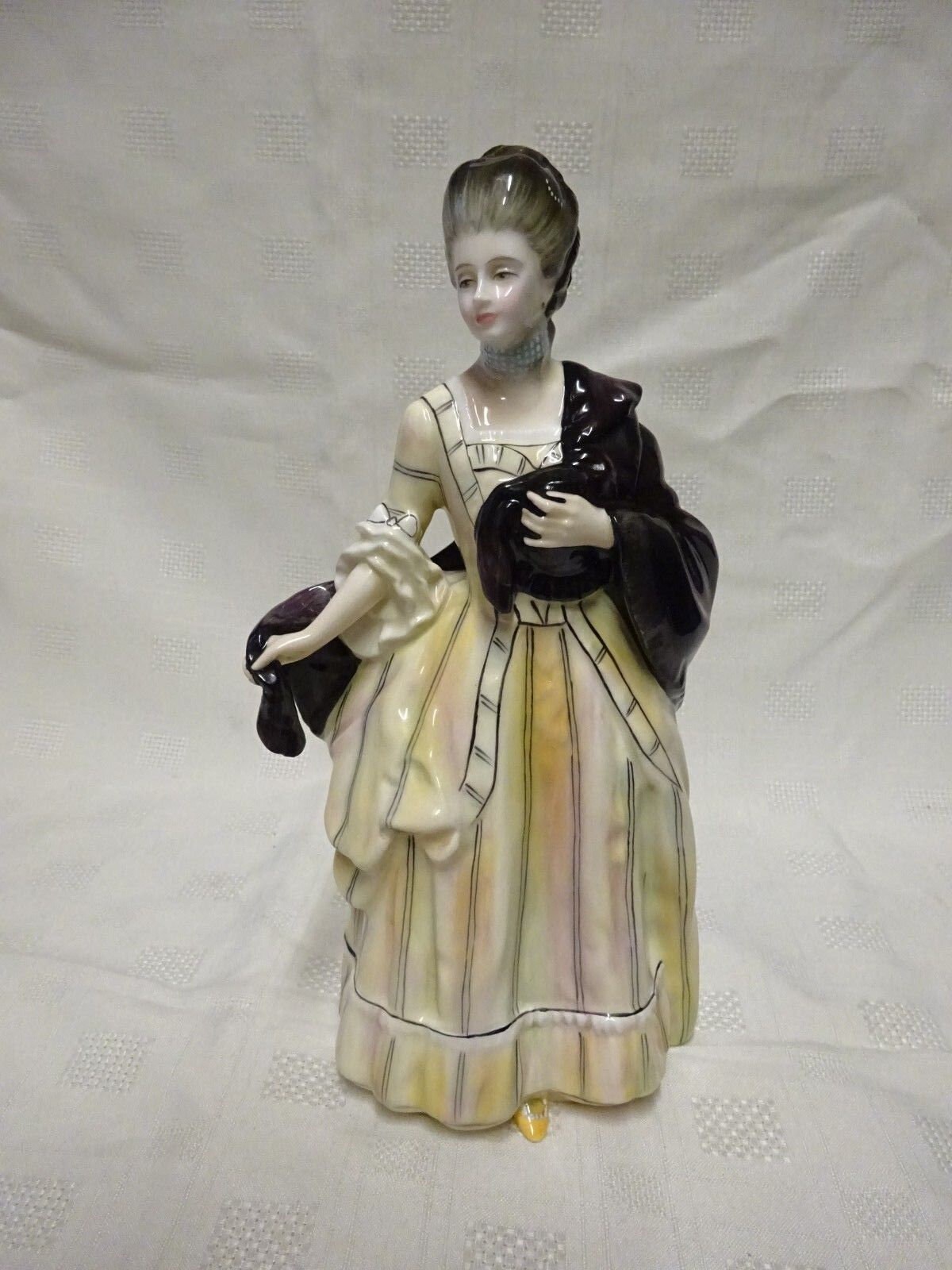 Royal Doulton Isabella Countess of Sefton HN3010 Lady Figurine - Etsy