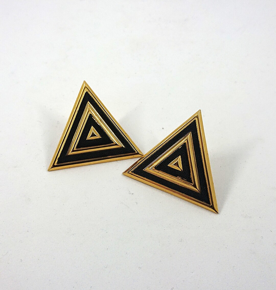 Vintage Retro 1970's Triangle Clip on Earrings Gold and Black Metal ...