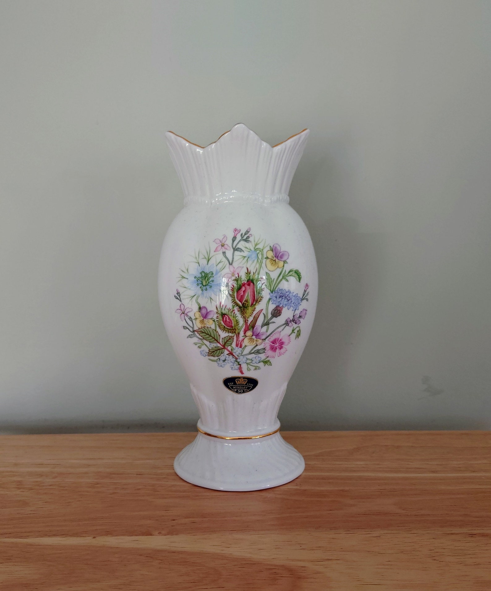Wild Tudor Aynsley 9 Windsor Vase Porcelain Made in - Etsy