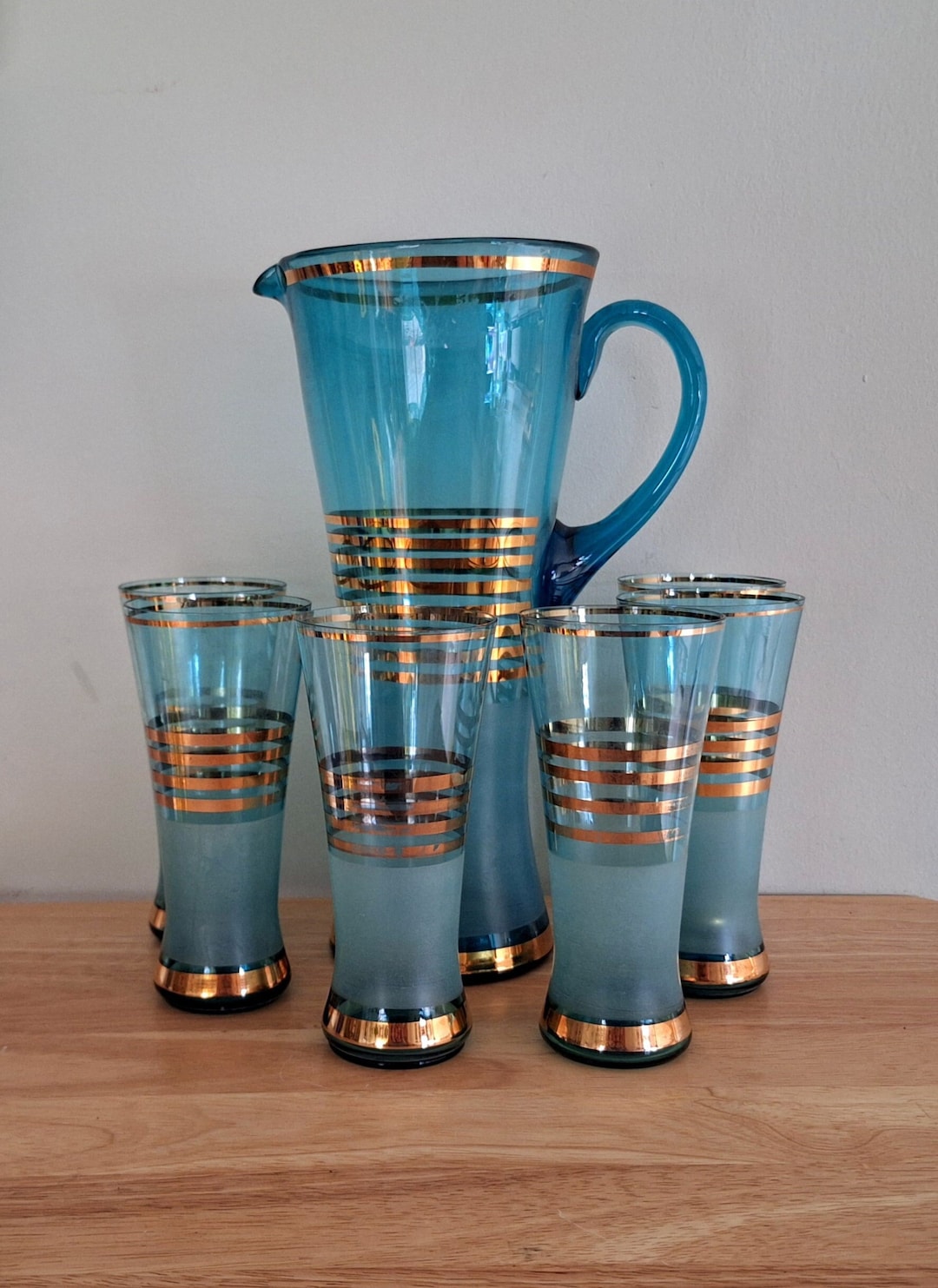 Mid-century Modern Blue and Gold Pitcher Set – Vintage Glassware With 6 ...