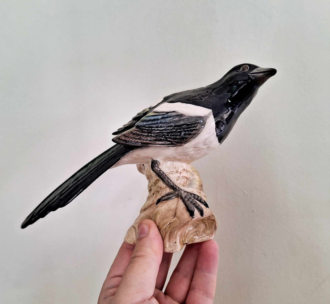 Beswick Magpie, Model No. 2305. on Tree Bough, Vintage Ceramic Bird ...