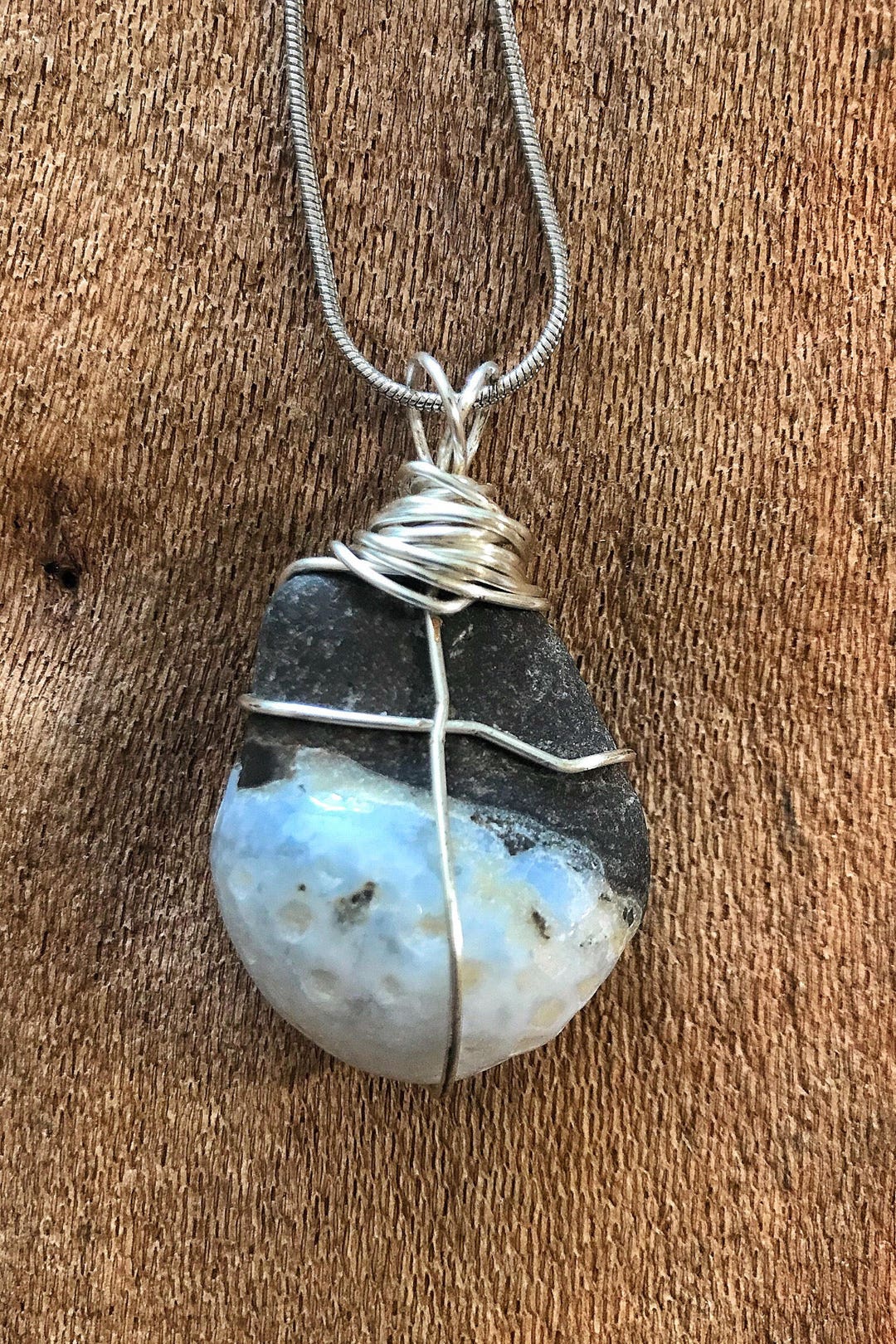 Pendentif en pierre Teardrop de Malibu Beach - Etsy France