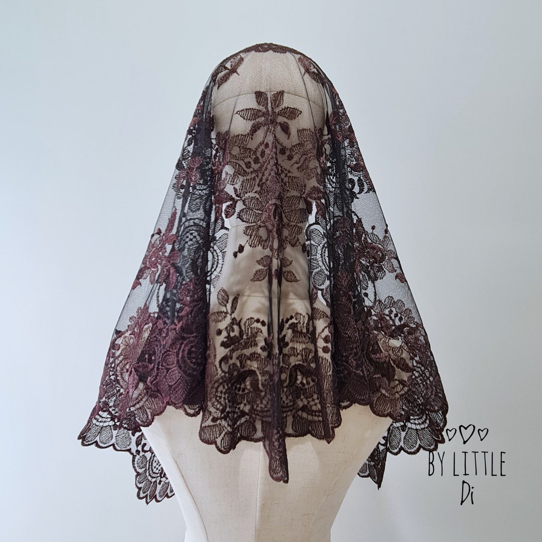 St. Mary Magdalene Mantilla Chapel Veil for Latin Mass, Catholic Mass ...