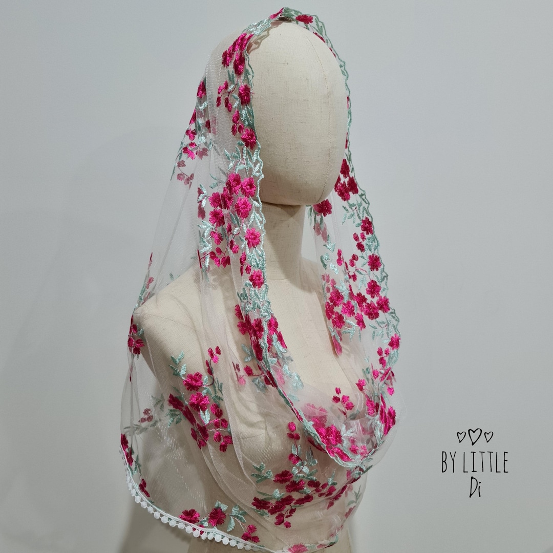St. Catherine of Siena Infinity Veil | Mantilla Chapel Veil for Latin ...