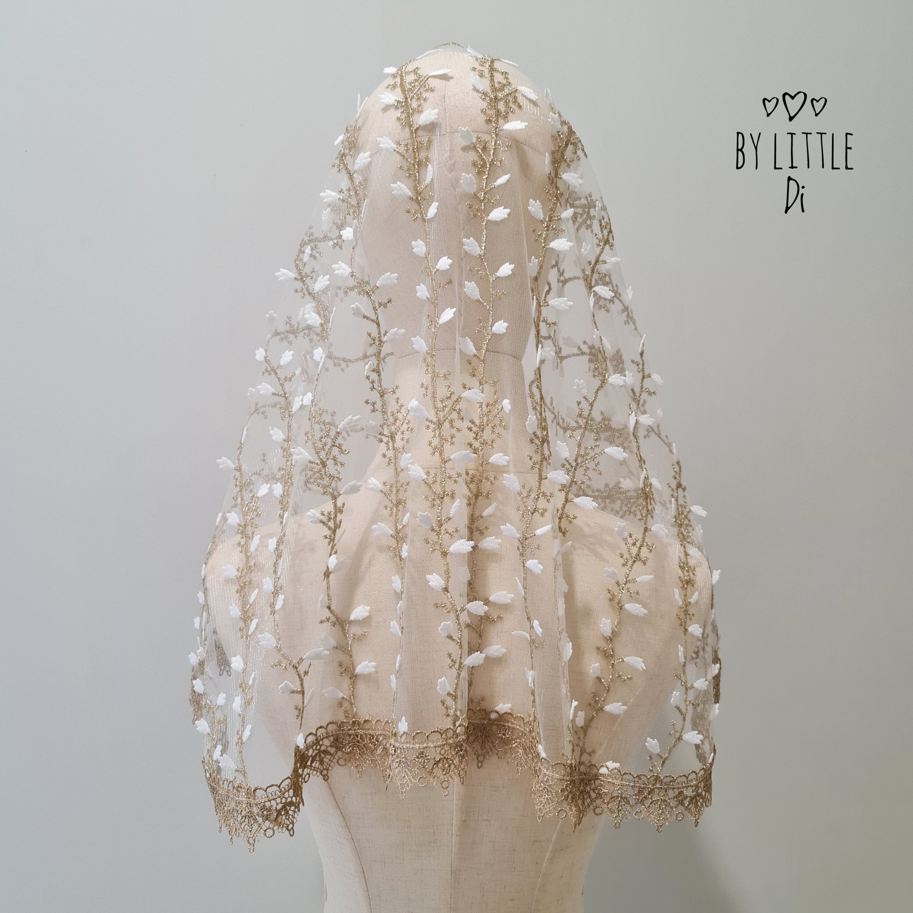 Queen of Angels Latin Mass Veil for Girls | First Holy Communion Veil ...