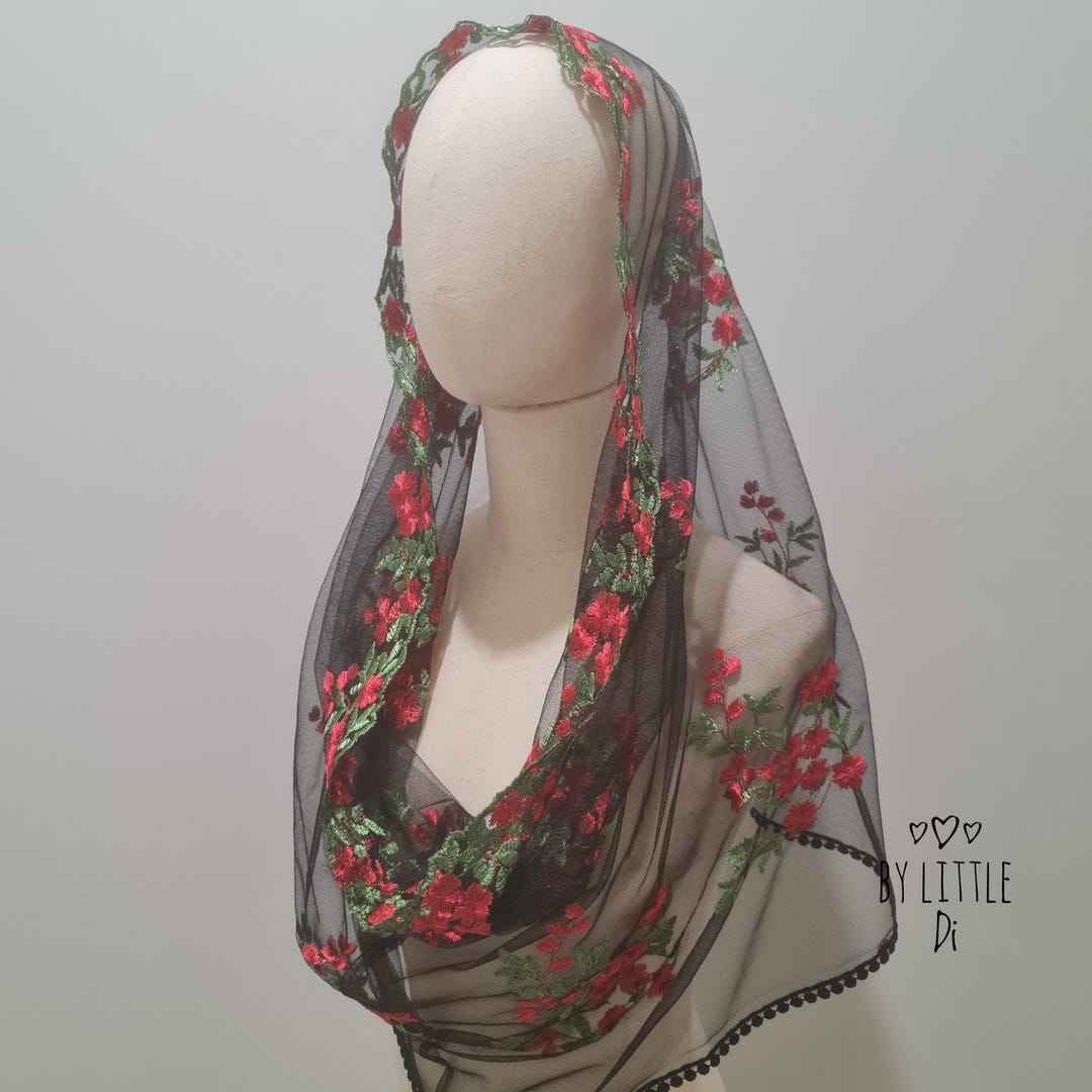 St. Catherine of Siena Infinity Veil | Mantilla Chapel Veil for Latin ...