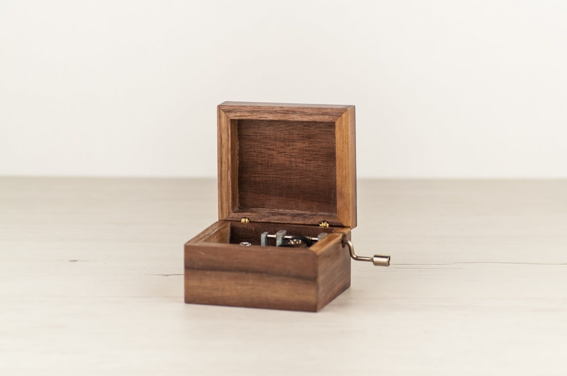 Personalized Music Box Small Vintage Wooden Music Box | Etsy Ireland