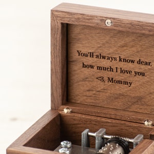 Personalized Pinky Promise Music Box Custom Gift for Friends 80 Tunes ...
