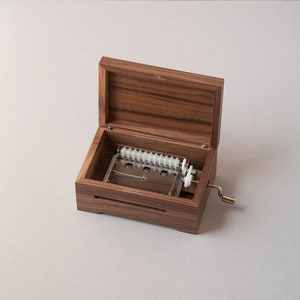 KIT DIY Music Box | 20 or 30 Notes Mechanism | Make Your Own Song ...