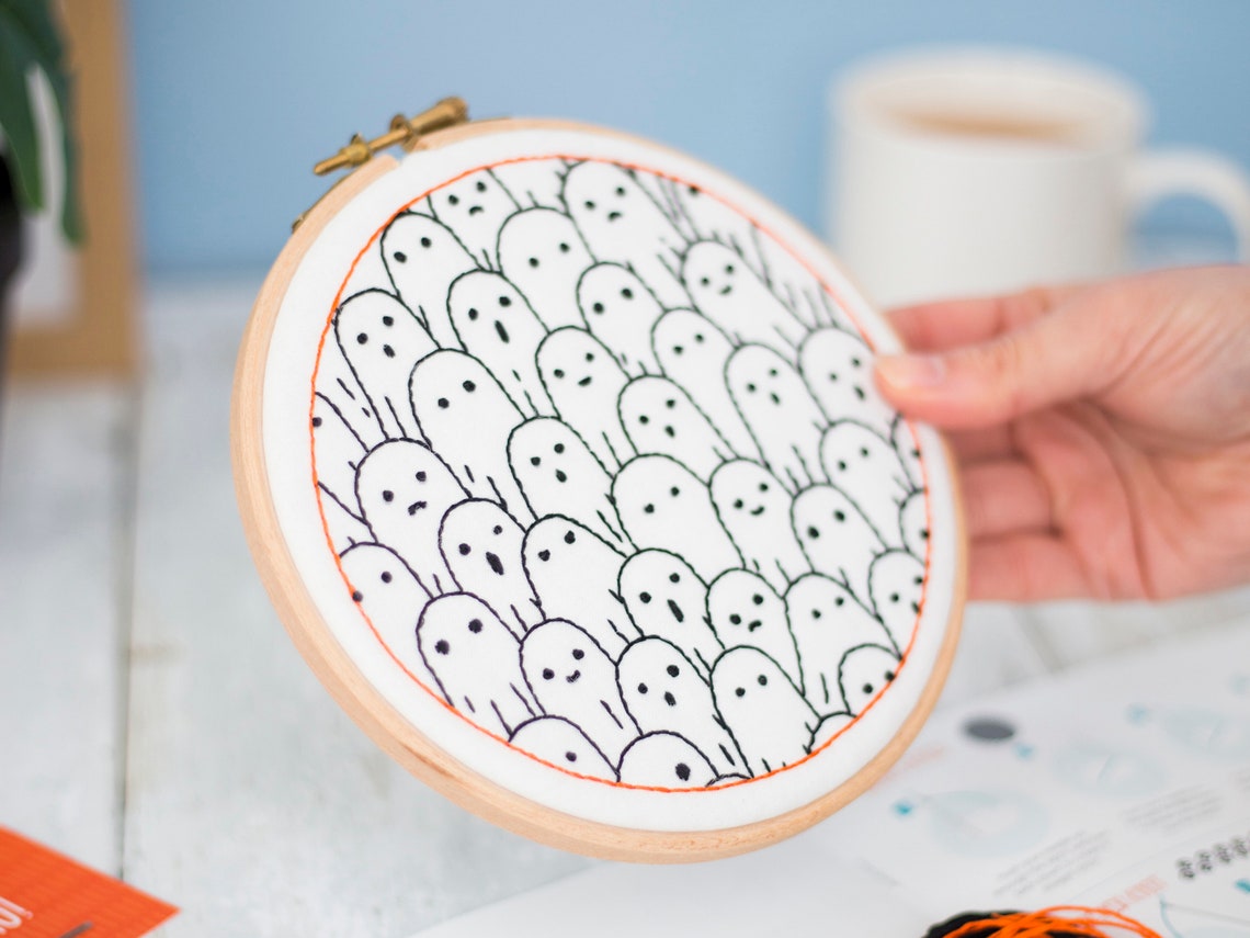 Ghosts Embroidery Pattern: Spooky Halloween Decor, 6 Inch Hoop Art - Etsy