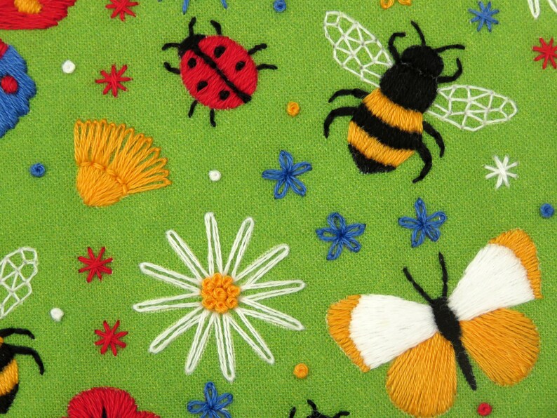 Bees and Butterflies Embroidery Pattern, Printed Fabric, 6 Inch Hoop ...