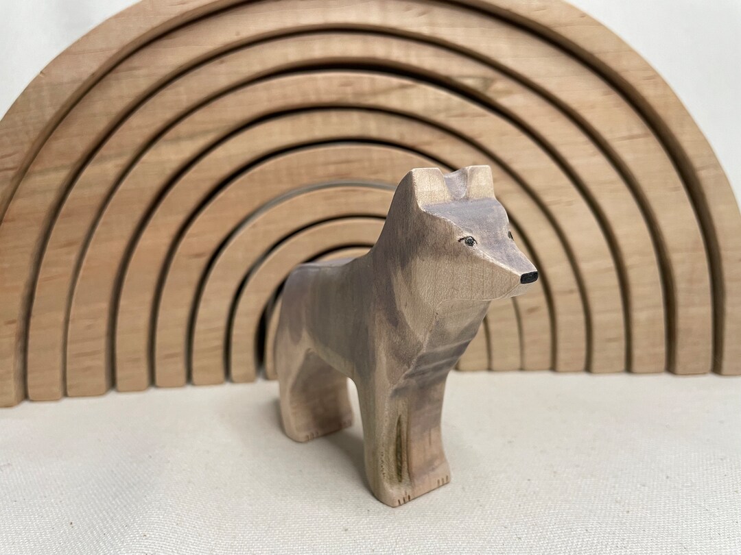 Knotty-maple Wood Gray Wolf Figurine Handmade - Etsy