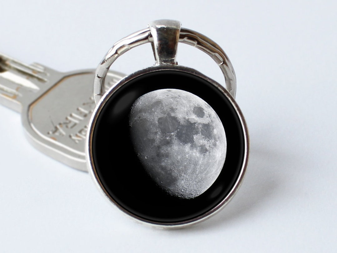 Waxing Gibbous Moon Phases Key Ring Gift Keychain Key Holder Key Fob ...