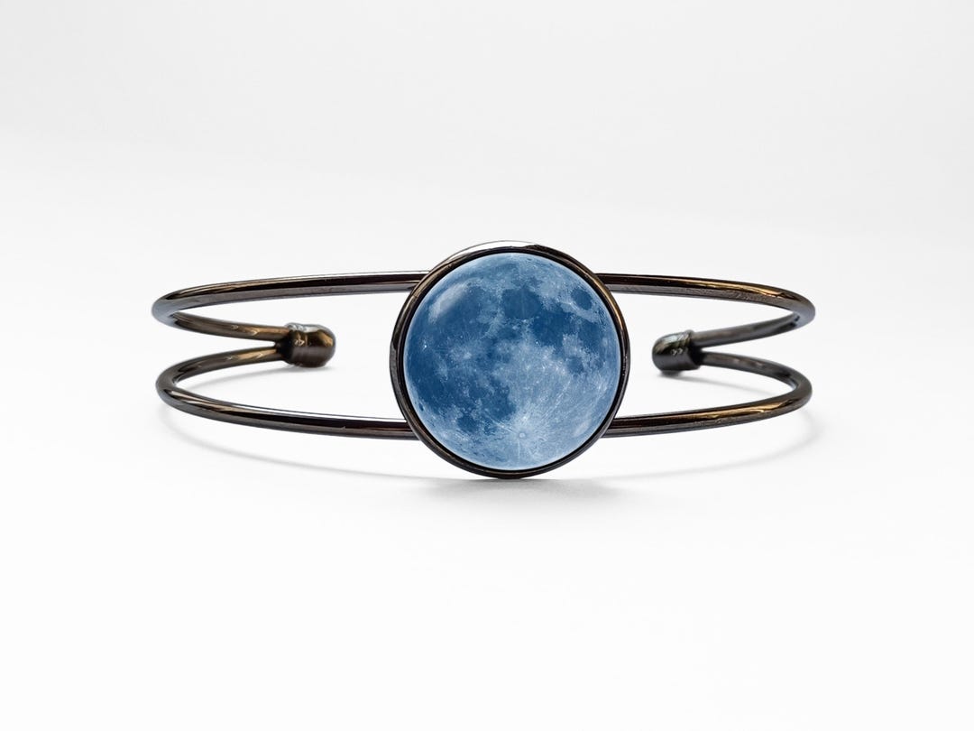 Blue Moon Bracelet Metal Bracelet With a Blue Moon Image Women ...