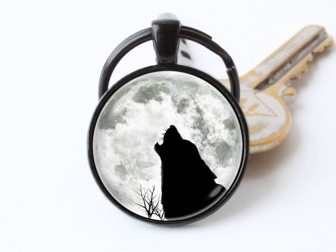 Wolf Moon Keychain Full Moon Howling Wolf Wolf Keyring Lunar Jewellery ...
