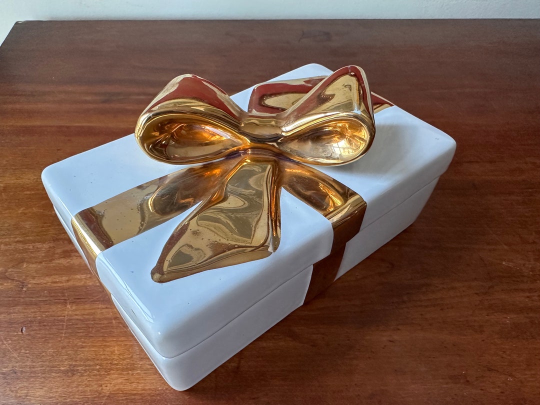 Italian White Ceramic Gift Box With Gold Bow Trinket/presentation Box ...