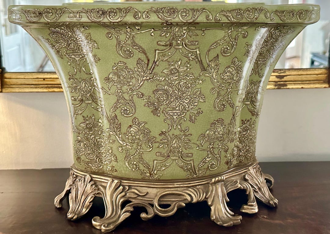 Chinese Chinoiserie Design Porcelain Cachepot Planter With Fancy Bronze ...