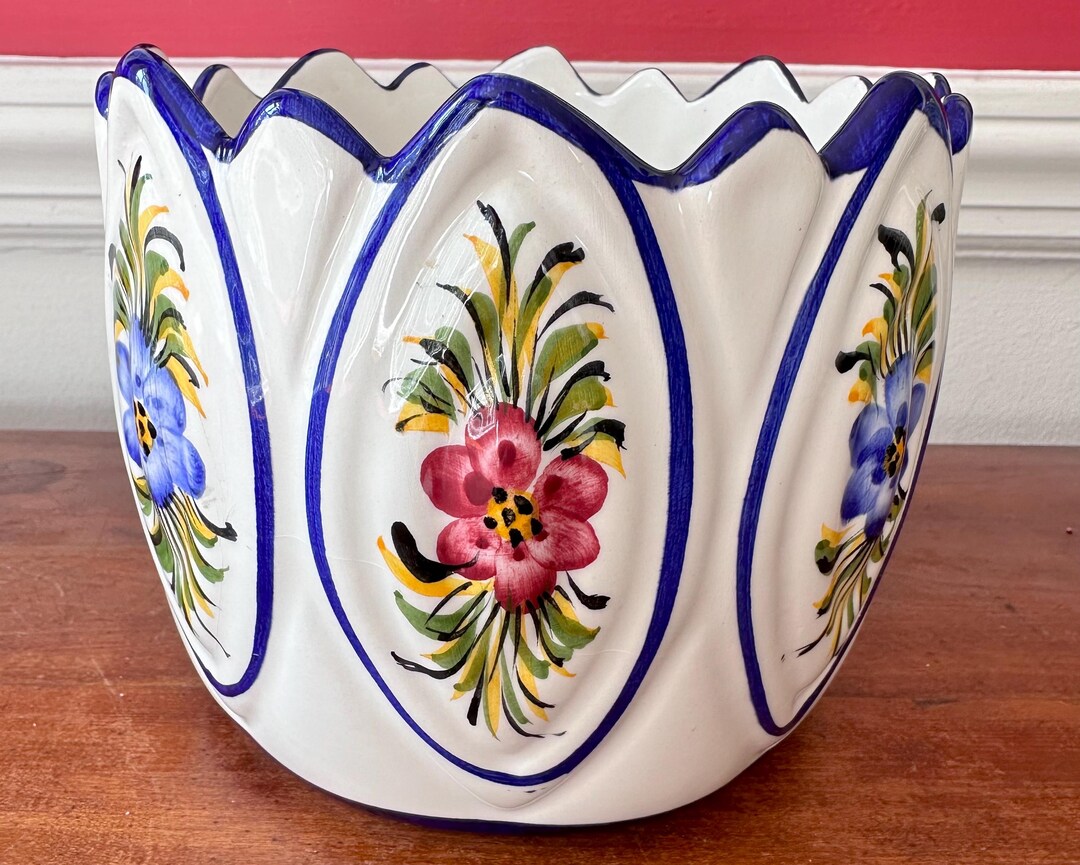Petite Handpainted Pottery Porcelain Cachepot Planter With Scalloped ...