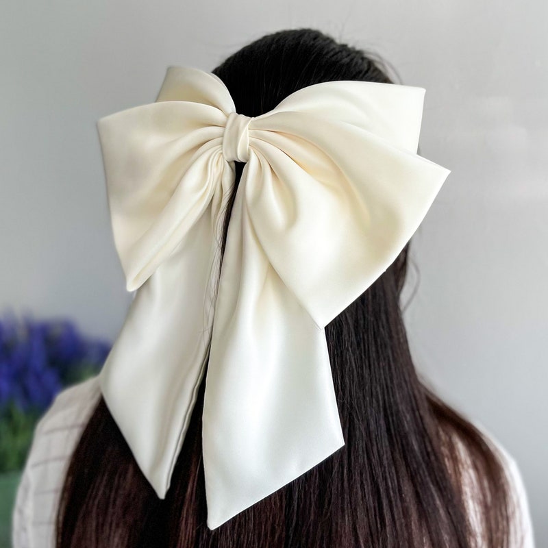 Extra Large Gift Bows - 60+ Gift Ideas for 2024